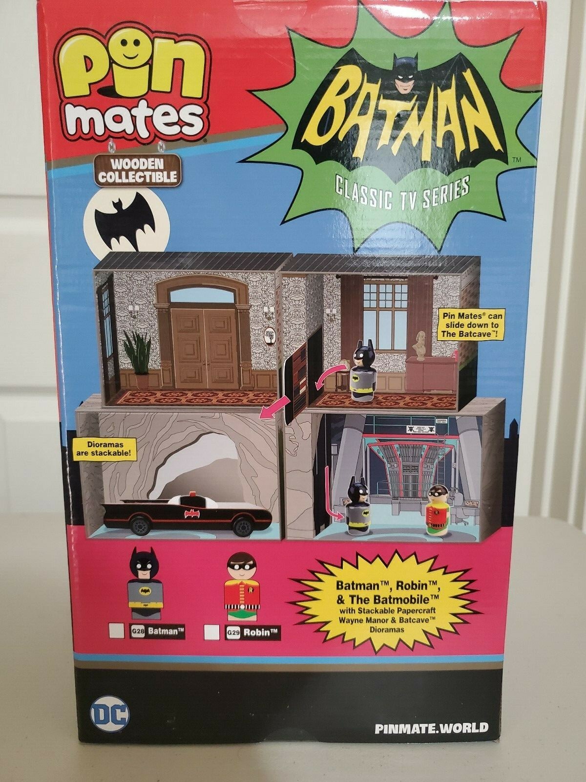 Pin Mates NYCC 2019 Exclusive Batmobile WITH Batman and Robin Wooden ...