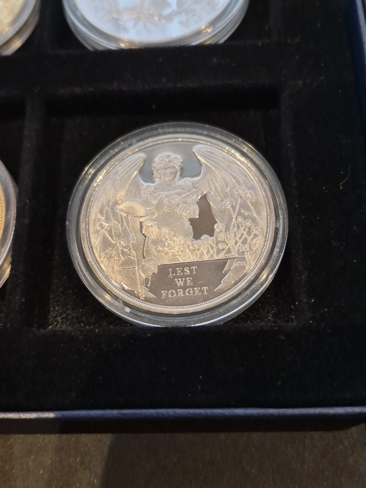 12 x 40mm Commemorative Coins + Display Box Mixed Lot LOT 4 | eBay UK