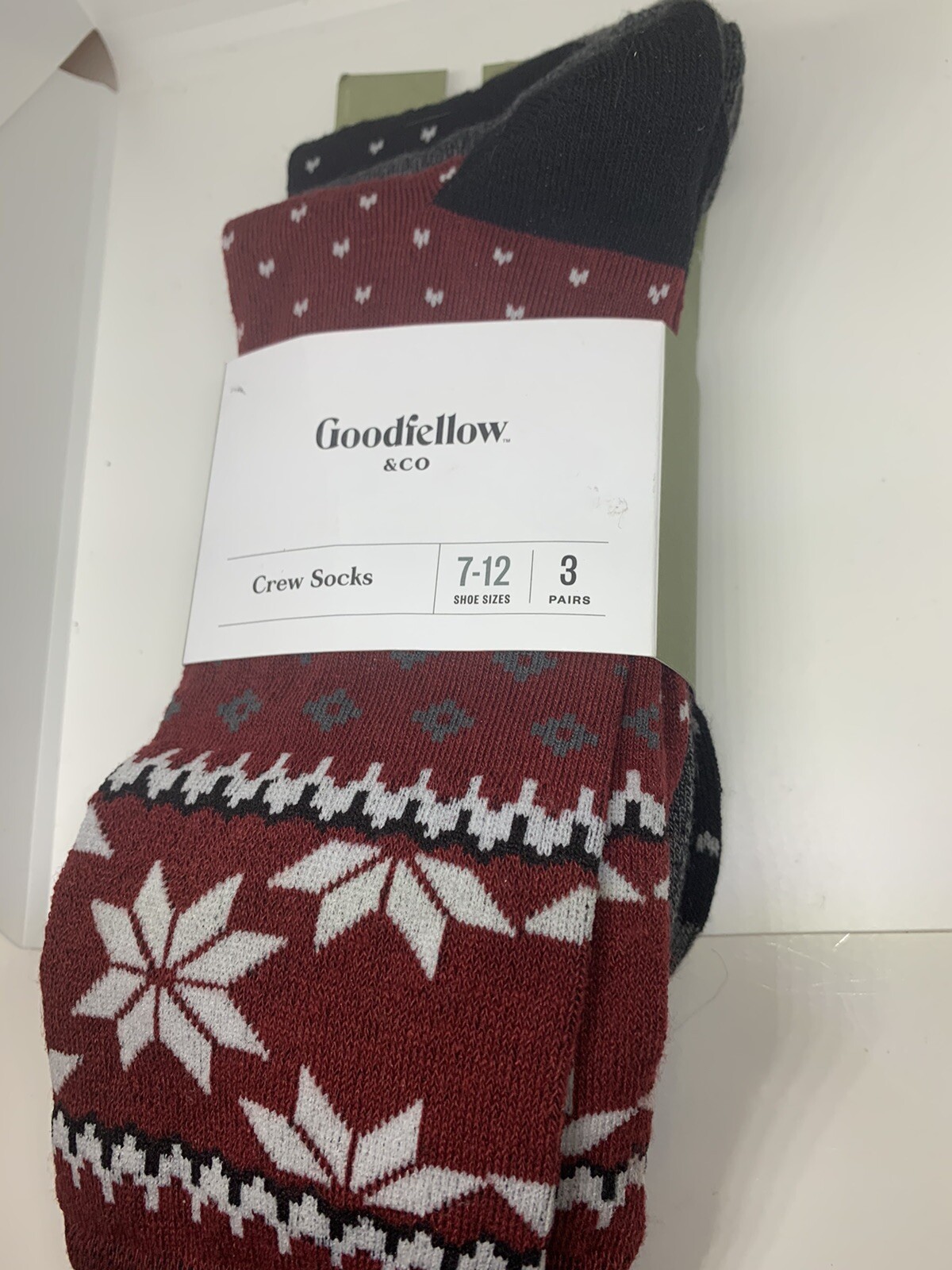 Mens Goodfellow & Co 3pk Crew Socks Deep red/ black/gray shoe size 7-12 ...