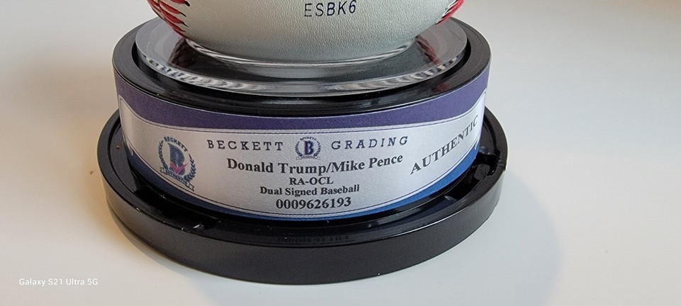RARE! President DONALD TRUMP & MIKE PENCE Autographed BASEBALL BECKETT ...