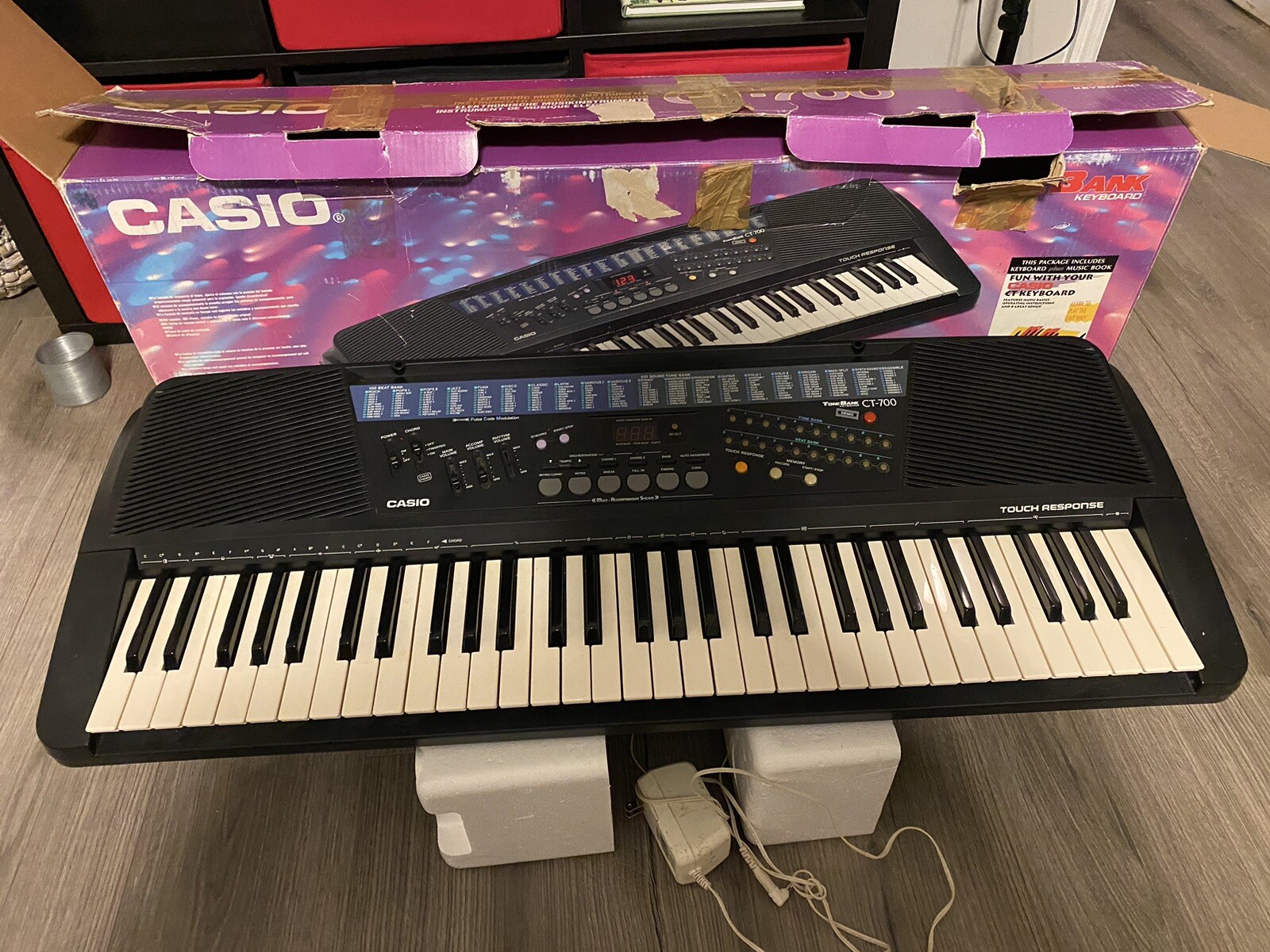 Casio Ct-700 Tone Bank Electric Keyboards 465 Sound 61 Key Digital ...