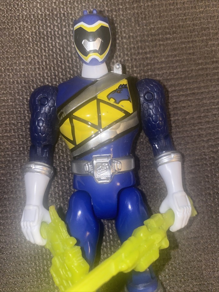 2014 Bandai Power Rangers Dino Charge 5" BLUE RANGER Girl Action Hero ...
