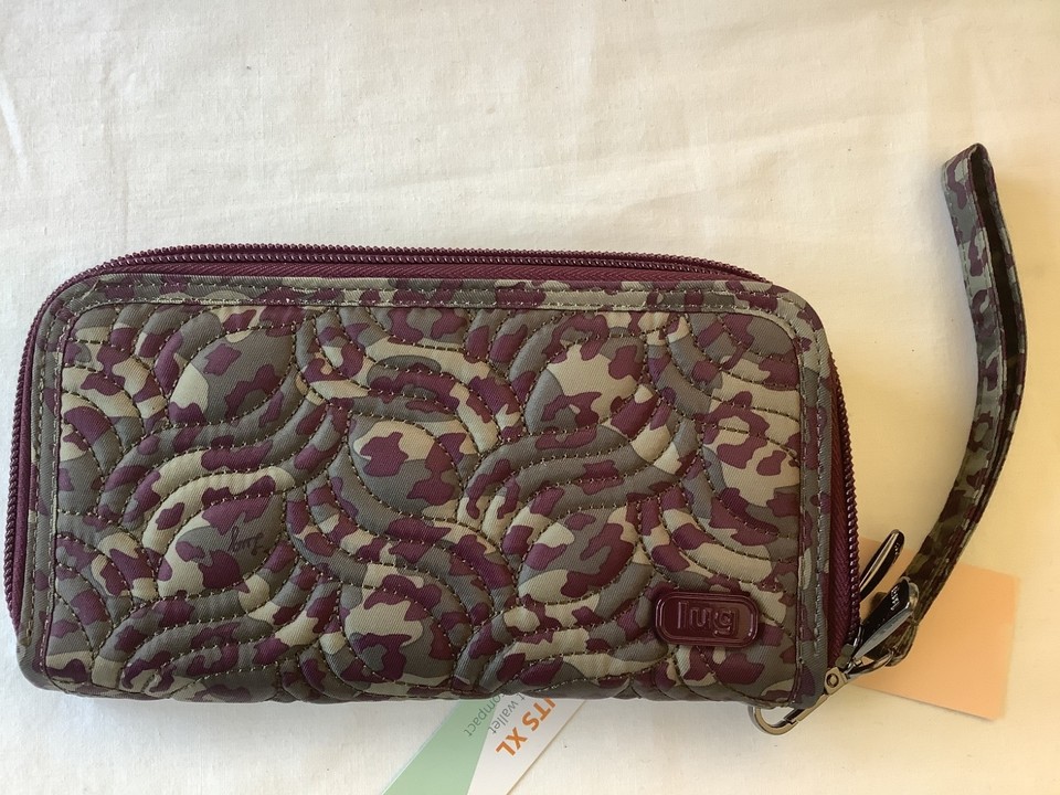 Lug Splits XL RFID Wristlet/ Clutch Wallet Leopard Berry Camo New With ...