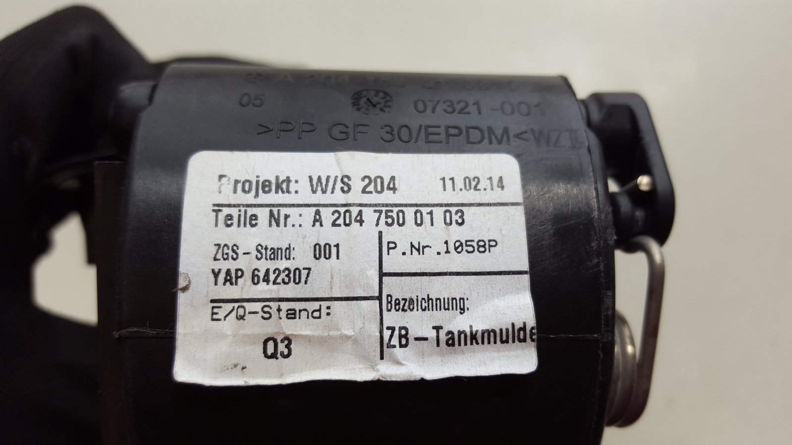 Tankklappe Tankdeckel A2047500103 Mercedes C Klasse W204 | eBay