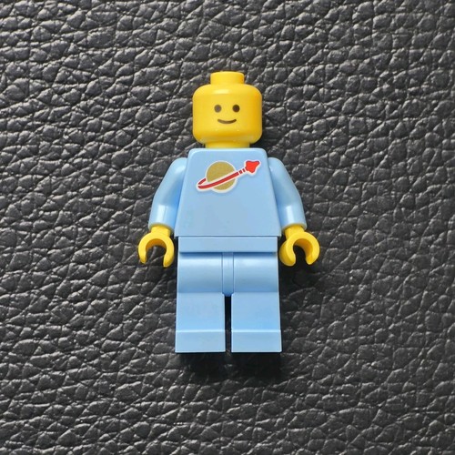 LEGO CLASSIC SPACEMAN FIGURE LIGHT BLUE | eBay Australia
