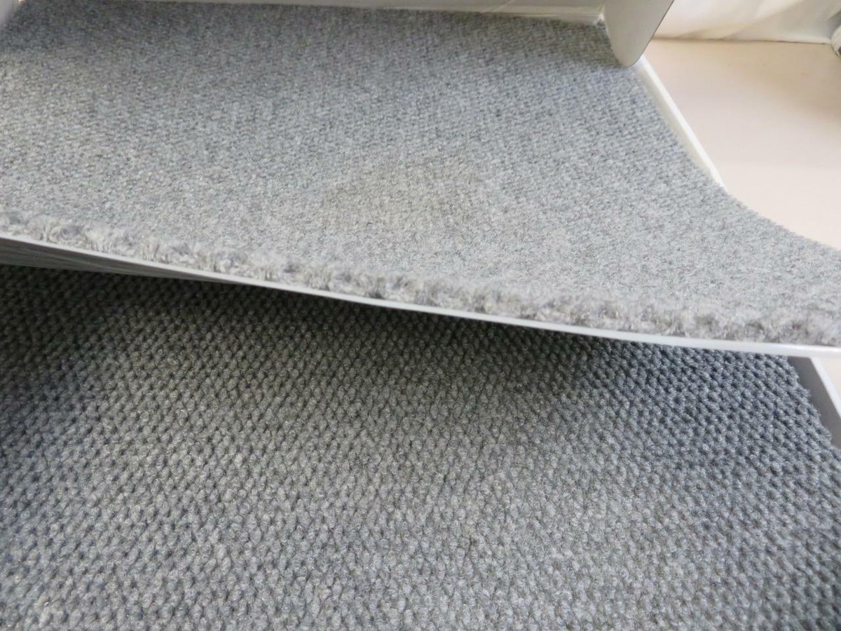 Hobnail Pattern Carpet 15-Pack 24"x24" Peel And Stick Carpet Tiles ...