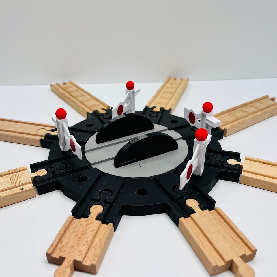Wooden Railway Roundabout 8-Way Turntable Switch Track - Fits Thomas ...