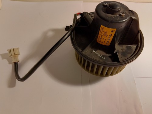 VW T4 Transporter Heater Fan Blower 702819021A Motor excellent but case ...
