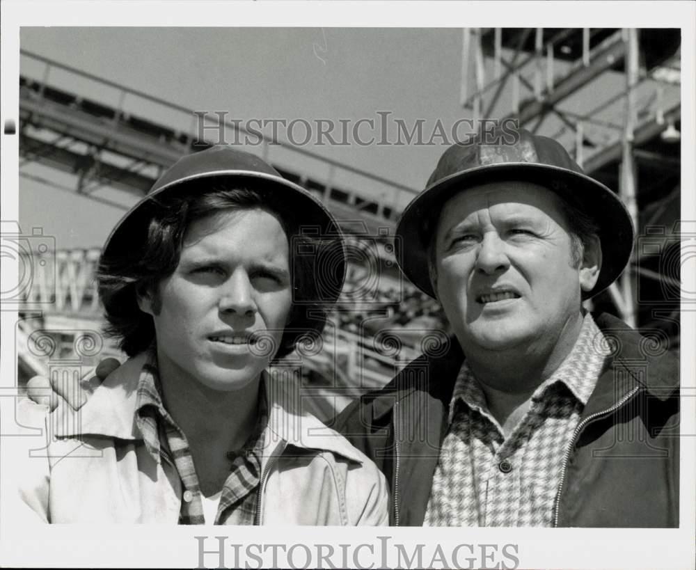 Eugene Roche Eugene Roche – Cracked Rear Viewer