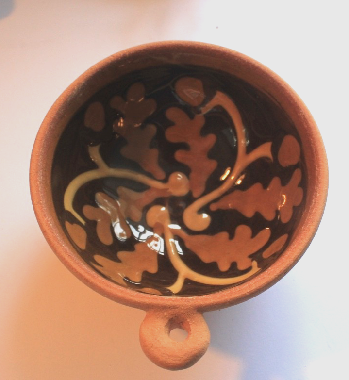 Alan Frewin Millhouse Slip Pottery Dish Acorns With Handle Bowl 11 Cm ...