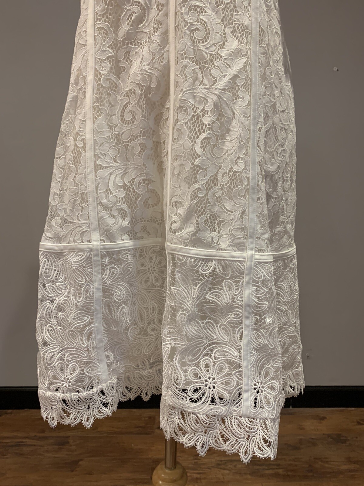 French Connection Cabrera Lace Dress. Size 4, Colour White,$198 | eBay