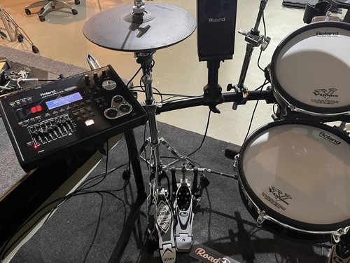 Roland td 30 drum kit With PM-3 Speaker System | eBay