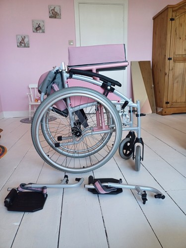 CareCo I-GO Candi Pink Self-propelled lightweight Aluminium folding ...