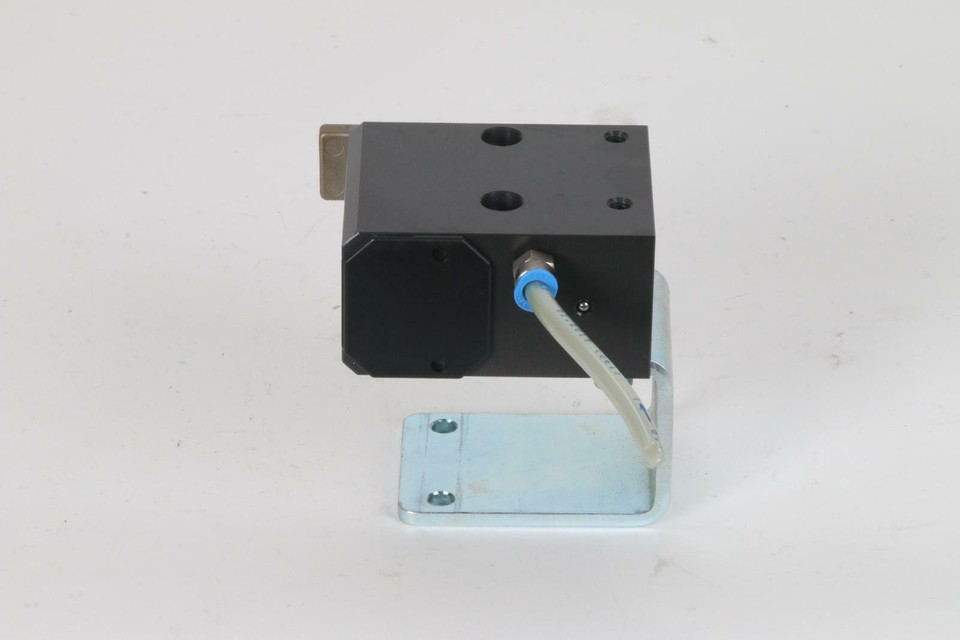 FlexLink XT XTPD D35 #1137 Pneumatic Damped Pallet Stopper 5053783 Rail ...