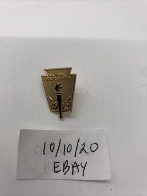 Vintage National Honor Society CSLS Pin | eBay