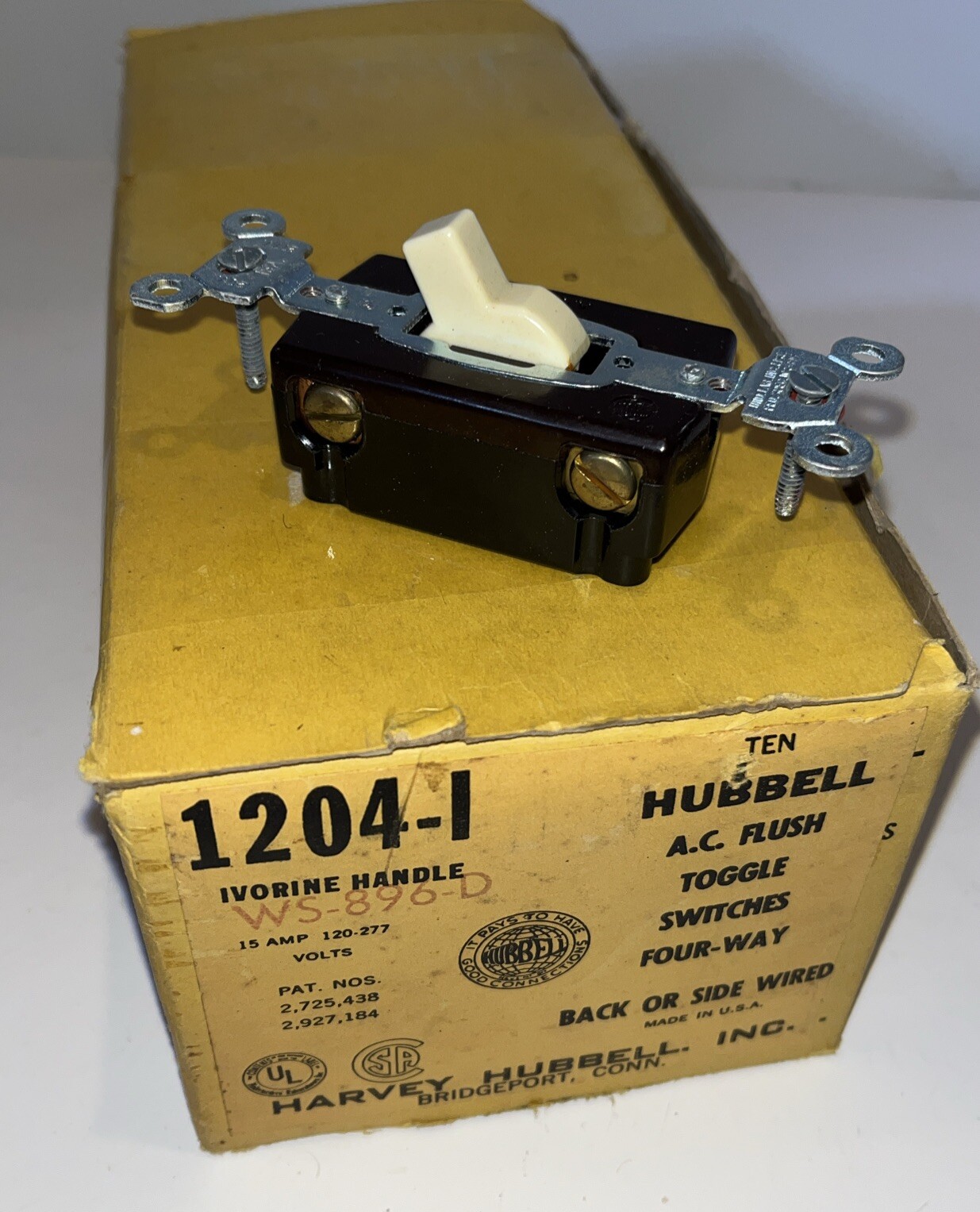 NEW 10 BOXES 4-Way HUBBELL A.C. FLUSH TOGGLE SWITCHES #1204-1 IVORINE ...