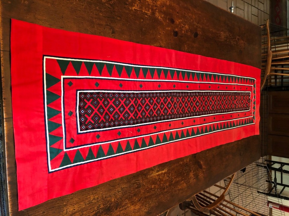 HMONG WALL HANGING / TABLE RUNNER | eBay