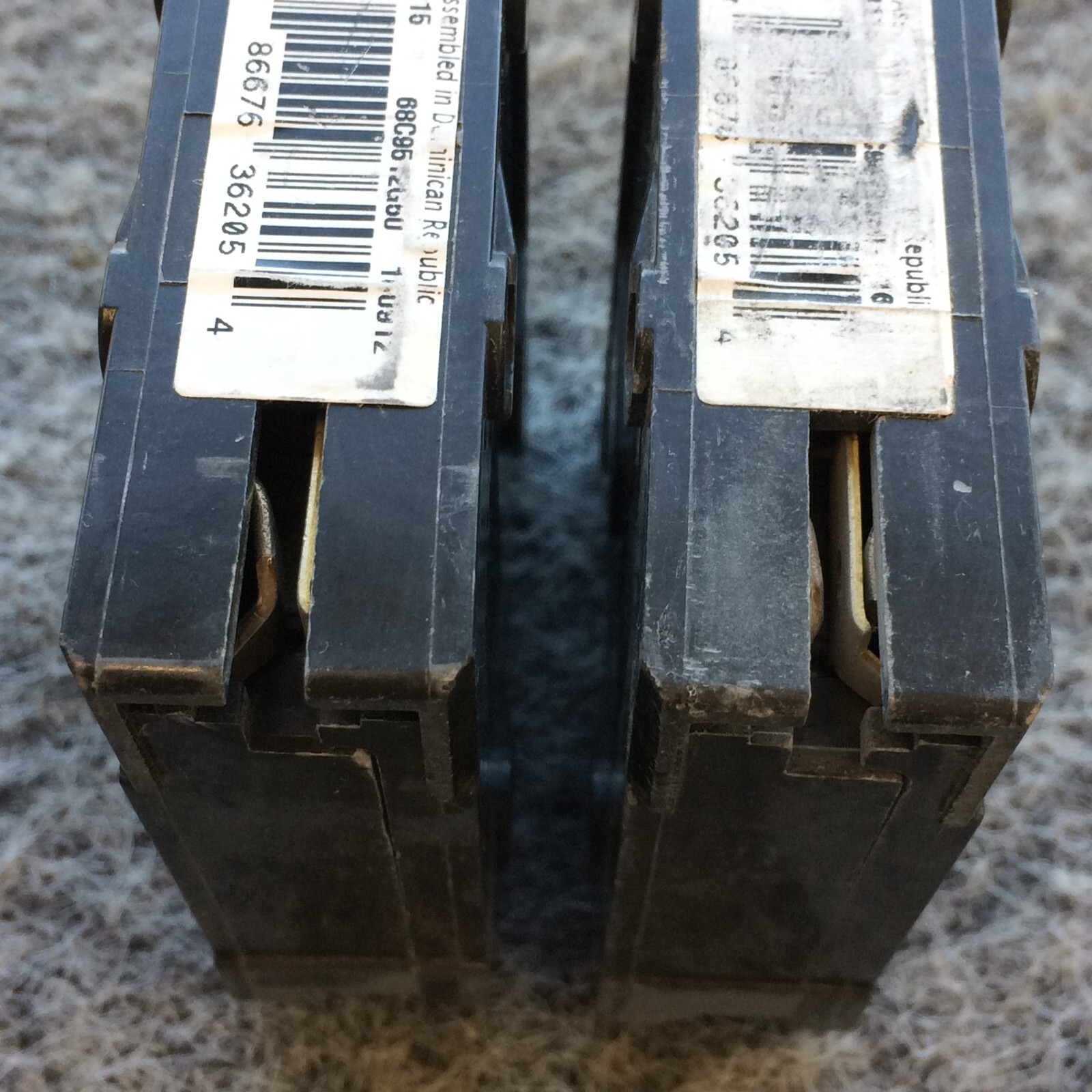 Lot of 2 Eaton BR115 Circuit Breaker 15 Amp | eBay