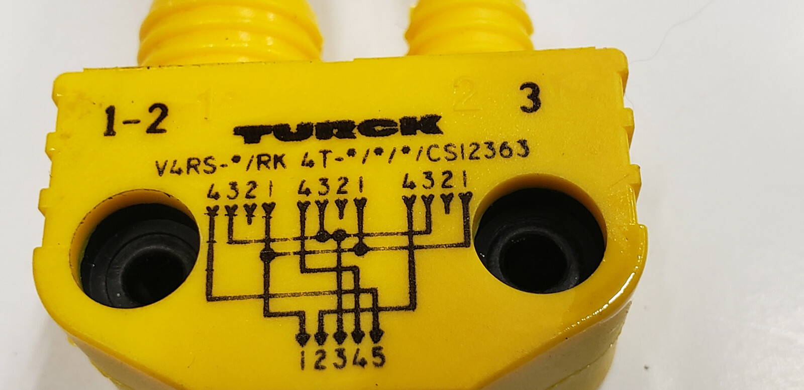 Turck 101550642 V4RS--0.2/RK 4T-0.2/0.2/0.2/CS12363 U-47334 Junction ...
