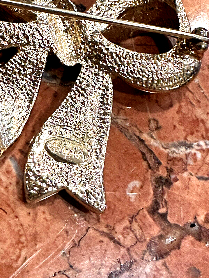 MONET HAT NAPIER BOW RIBBON AMETHYST RHINESTONE STARBURST Brooch Pin ...