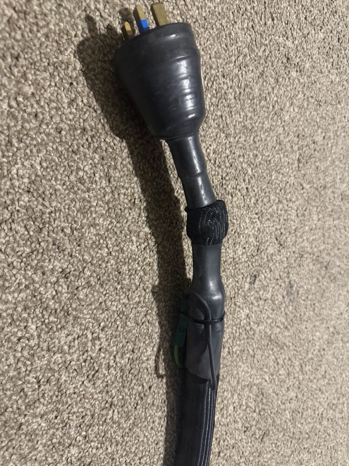 PS AUDIO REFERENCE POWER CABLE 1m - With Russ Andrews superfuse & Earth ...