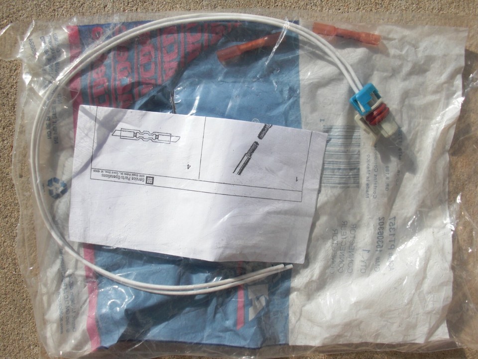 AC DELCO FACTORY NEW WIRE CONNECTOR CABLE 15306302 WIRE SPLICE | eBay