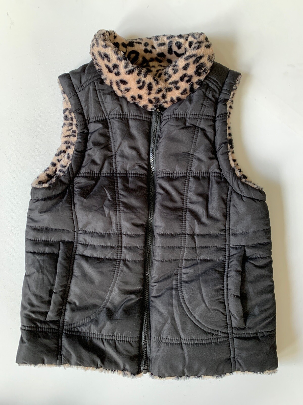 NWT Valerie Stevens Reversible Puffer Vest Women's Si… - Gem