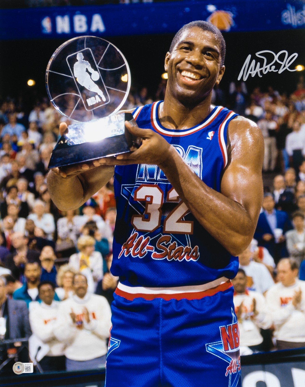 MAGIC JOHNSON Signed 16x20 Photo (Beckett) Holding NBA All Star Game ...