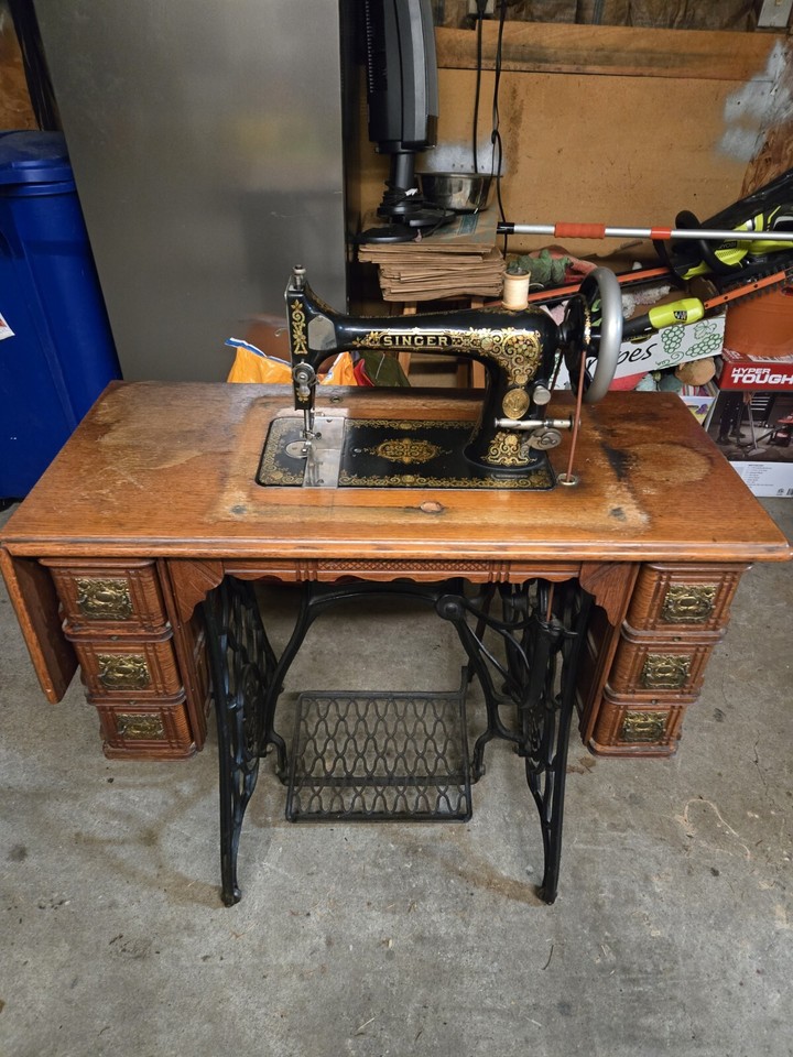 *Antique 1894 Singer Sewing Machine* Great Working Condition Rare | eBay