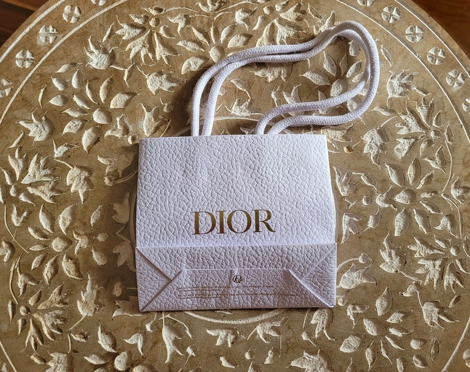 Dior White Textured Effect Small Paper Gift Bag Tote Luxury Packaging ...