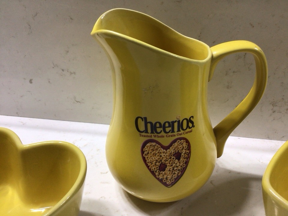 Cheerios Pitcher and 2 Bawl | eBay