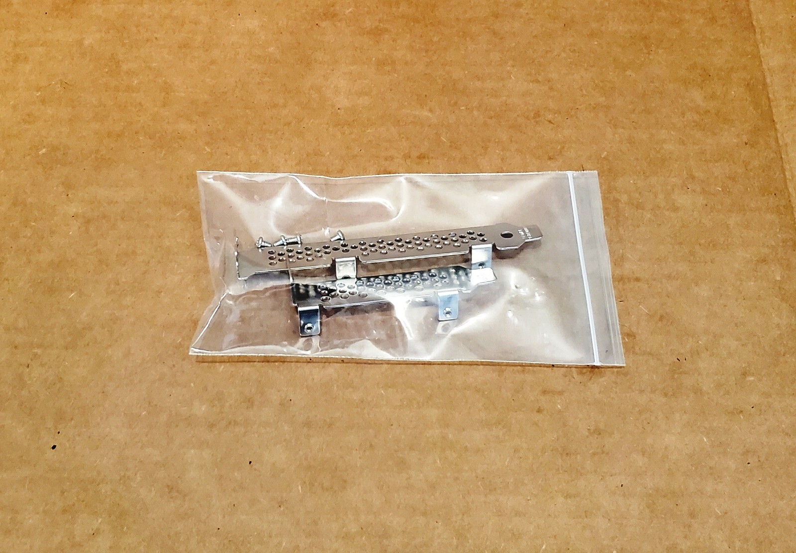 Full Height & Low Profile Brackets IO Shields For Adaptec ASR-81605ZQ ...