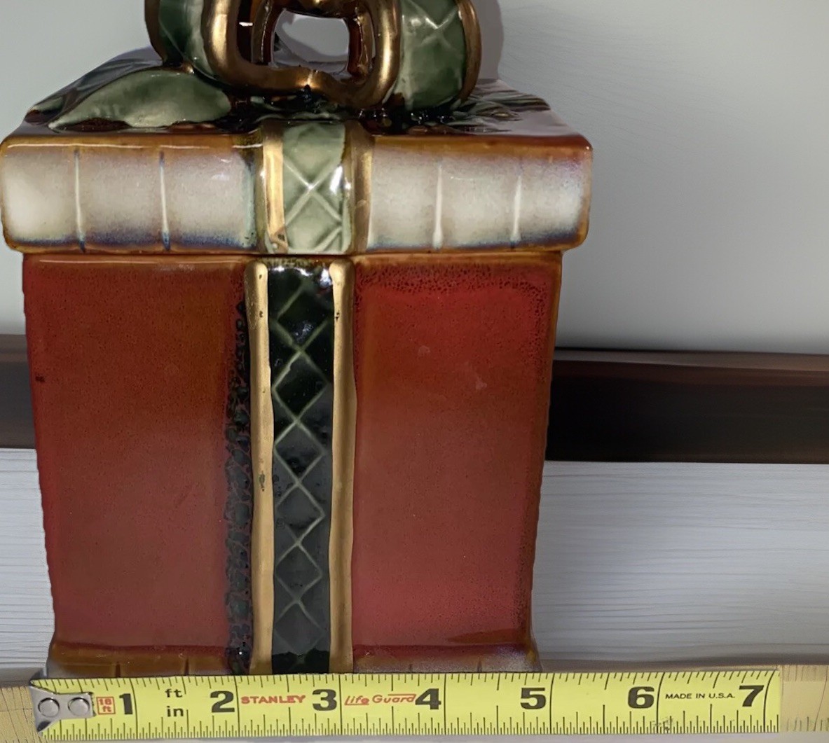 🎄 Gibson Christmas Present Cookie Jar Ceramic Gift Box Red Green Gold NIB 🎁 | eBay