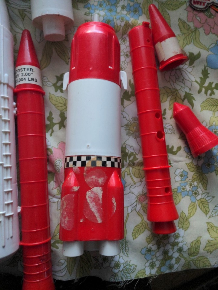 16-in Process Plastic Company Rocket With Stand Astronauts 1960s Toy ...
