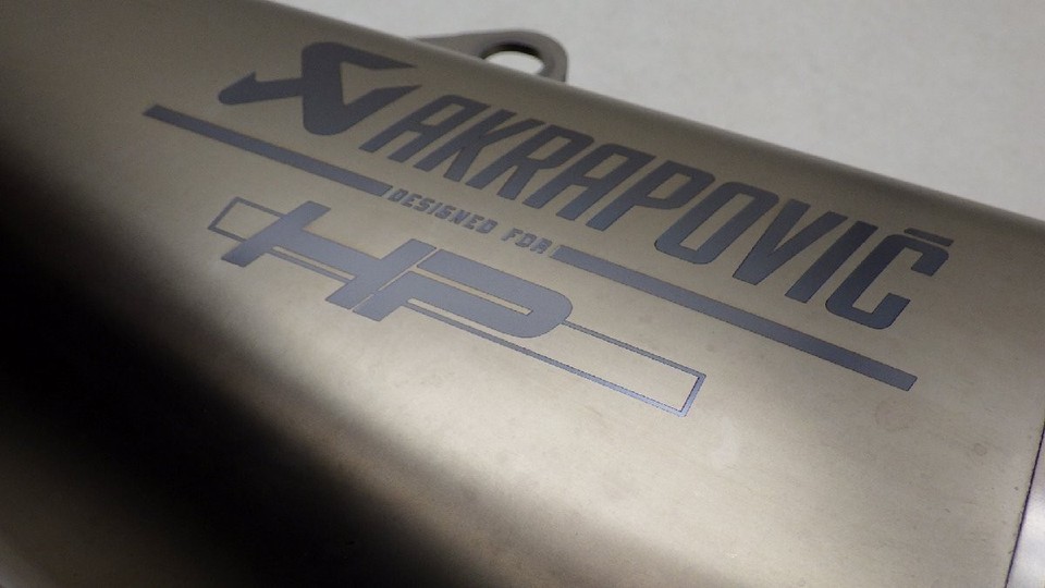Silenziatore sportivo Bmw F700Gs Akrapovic Hp silenziatore scarico slip ...