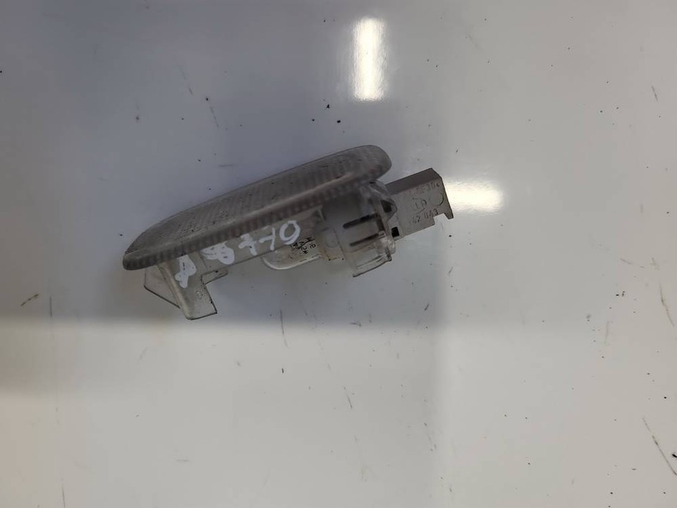 a2218200401 Innenraumleuchte Leseleuchte a2218200401 FOR Mercedes ...