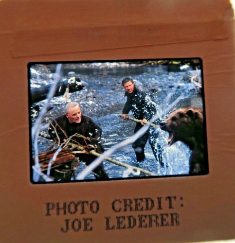 THE EDGE CAST JULIE BROWN Jennifer Aniston Edd Hall Wayne Knight SLIDE ...