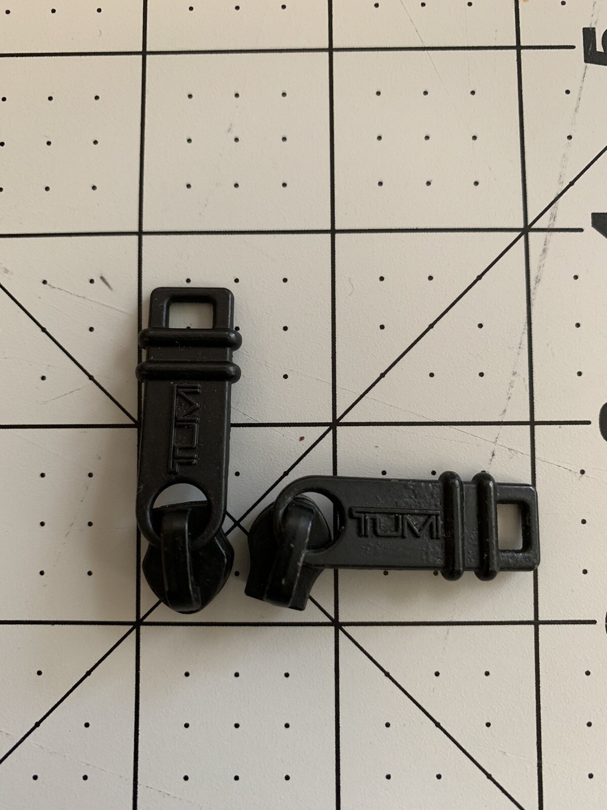 Two Genuine SZ TUMI Small Replacement Zipper Pulls Sliders Black Metal ...