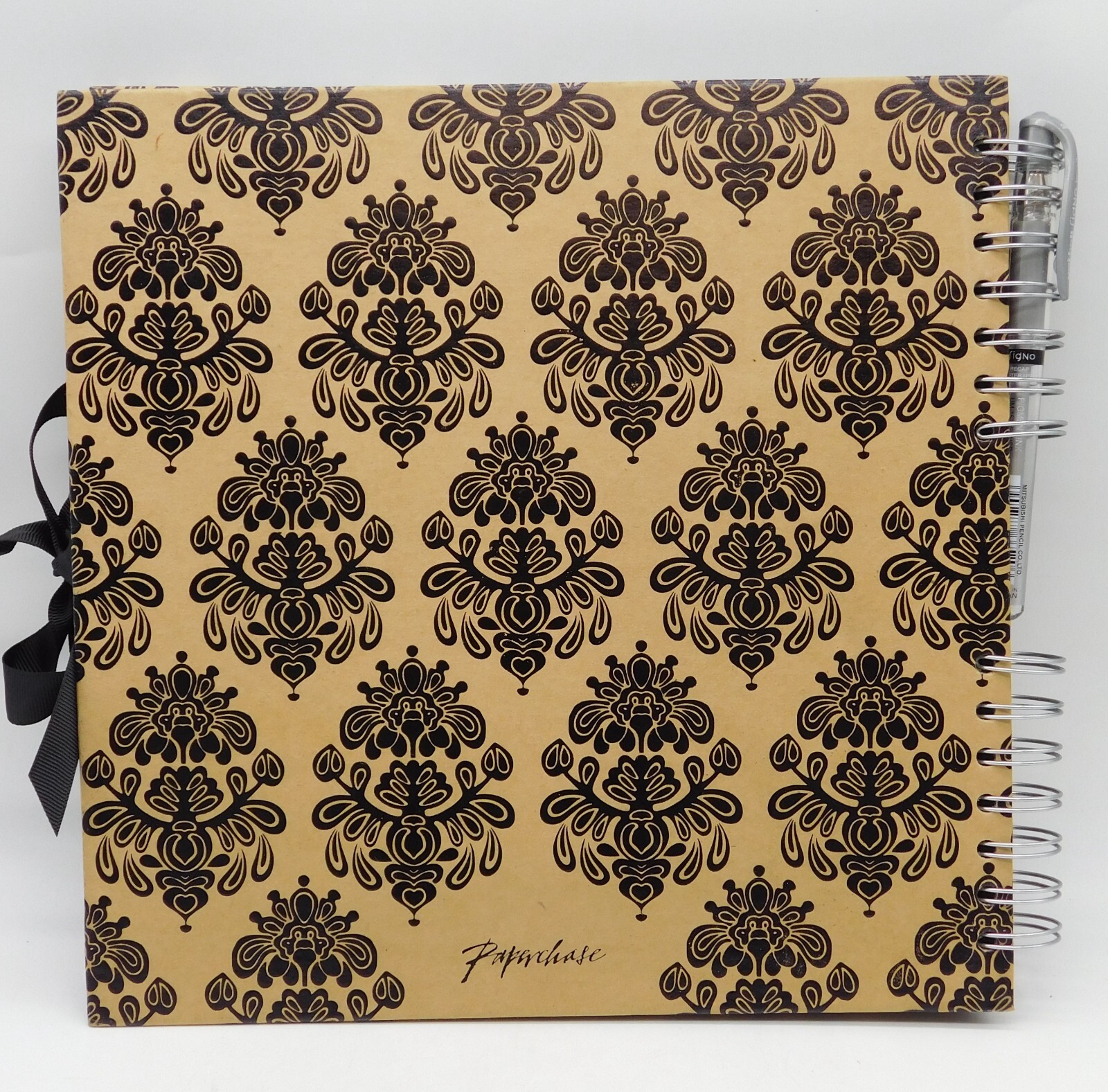 Scrapbook Black Pages Damask Pattern Cover Album (Includes Silver Pen ...