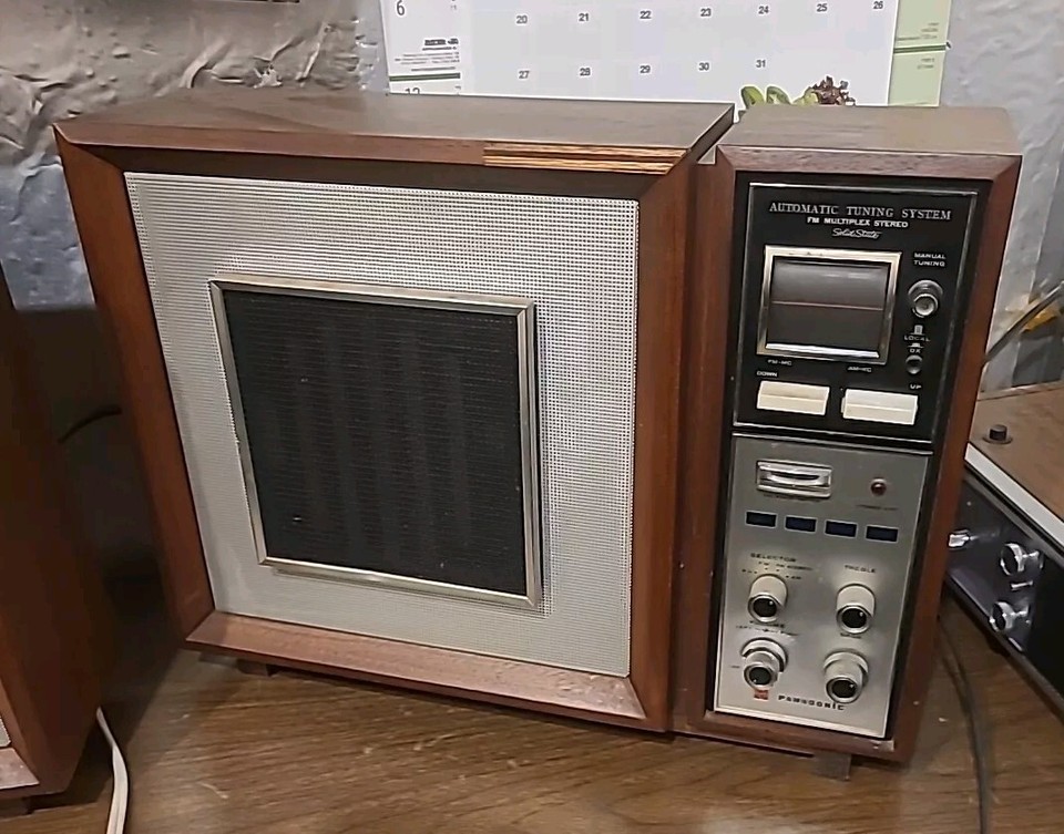 Vintage Panasonic RE-787 AM/FM Solid State Stereo Radio with Automatic ...