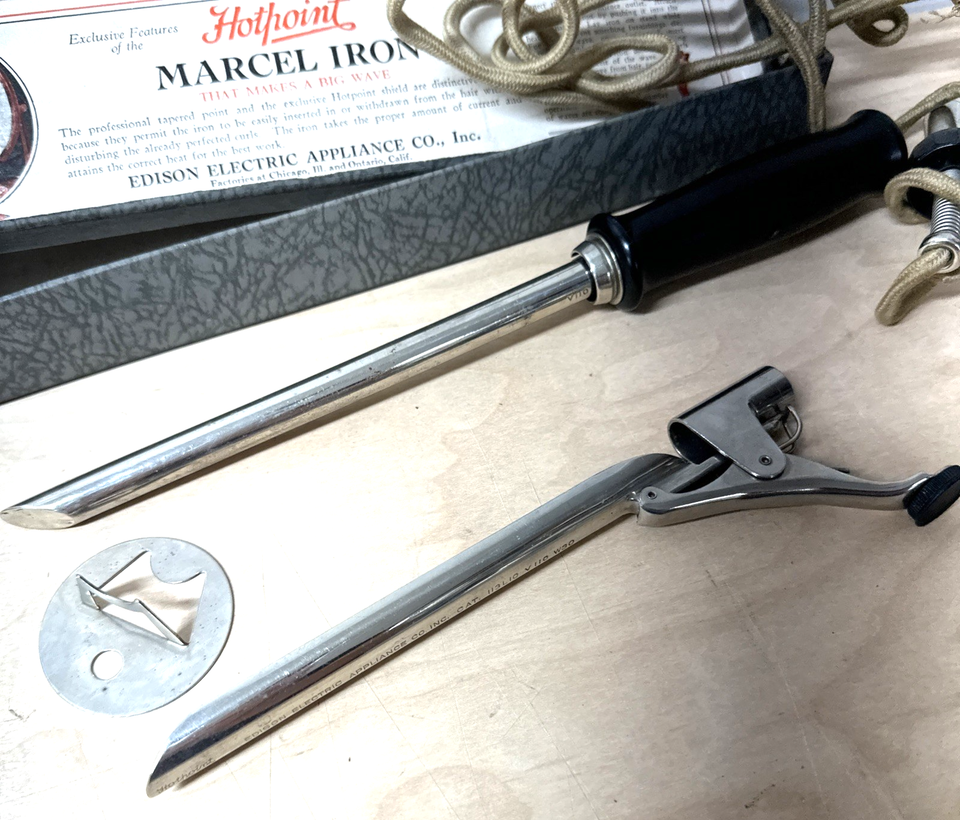 VINTAGE ANTIQUE HOTPOINT MARCEL CURLING IRON IN ORIG. BOX | eBay