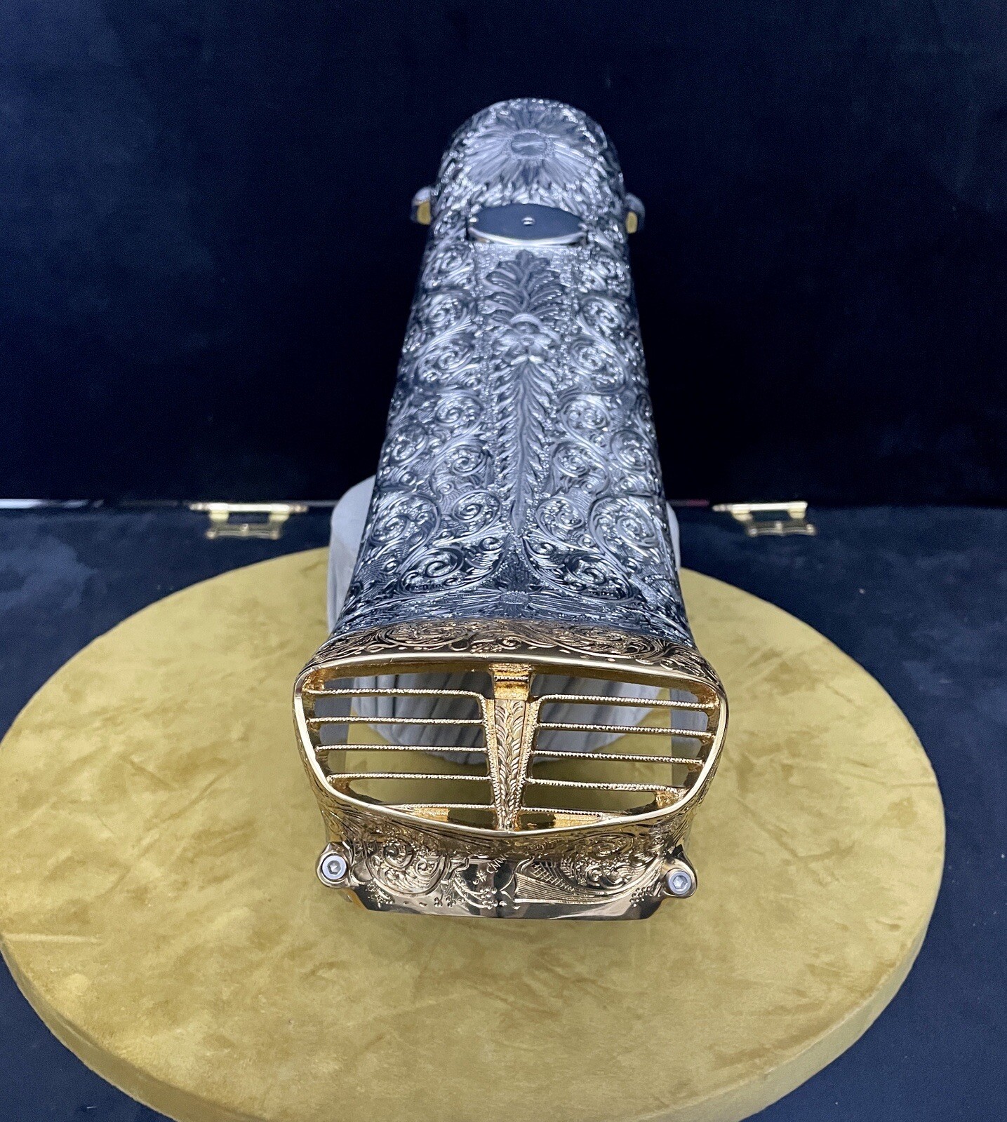 LAMBRETTA GP CUSTOM HAND ENGRAVED CHROME HORNCOVER 23K YELLOW GOLD SX ...