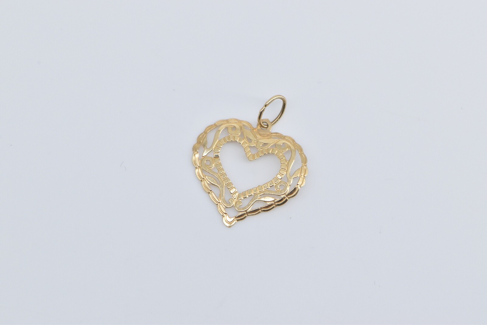 14K Filigree Heart Love Symbol Romantic Charm/Pendant… - Gem