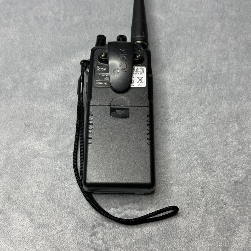 ICOM IC-R10 Handheld Receiver for AM/FM/LSB/USB/CW W/ BATTERIES TESTED ...