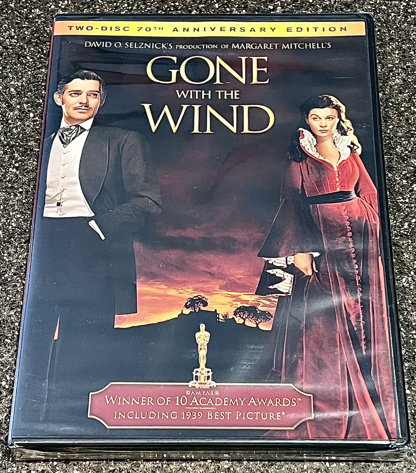 NEW! Gone with the Wind 2-Disc 70th Anniversary Edition DVD Set - FREE ...