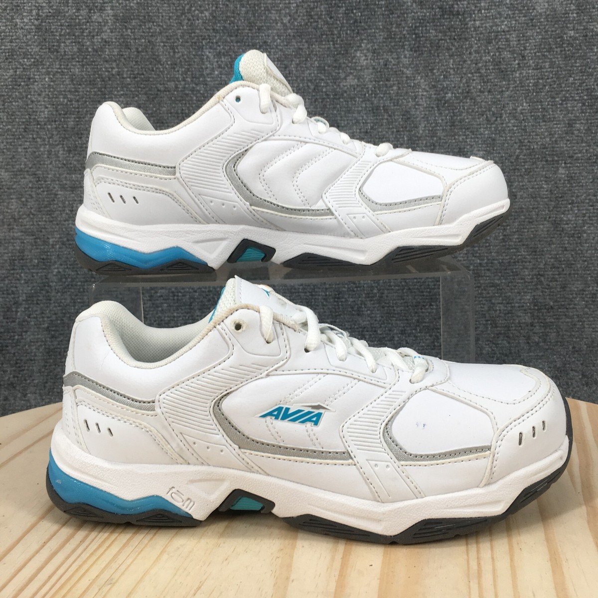 Who Sells Avia Shoes