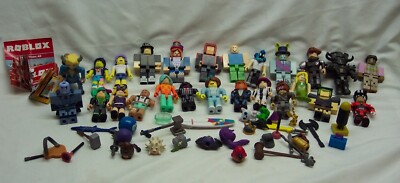 ROBLOX PLASTIC TOY FIGURES FIGURE LOT Jazwares Accessories | eBay