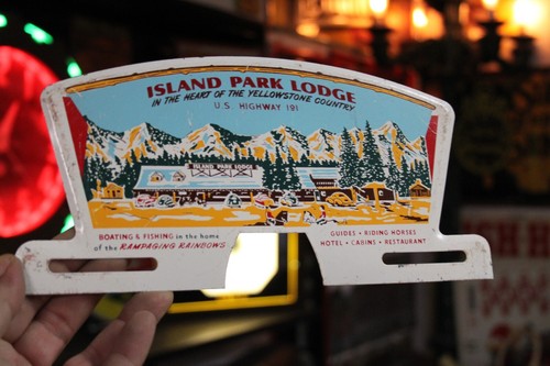 RARE 1950s ISLAND PARK LODGE YELLOWSTONE STAMPED PAINTED METAL TOPPER ...