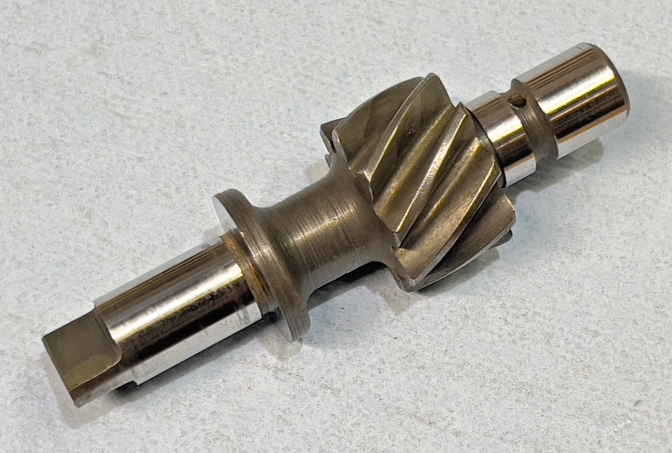 MG MGA MG MGB MIDGET OEM 11G12 OIL PUMP DRIVE GEAR SPINDLE | eBay