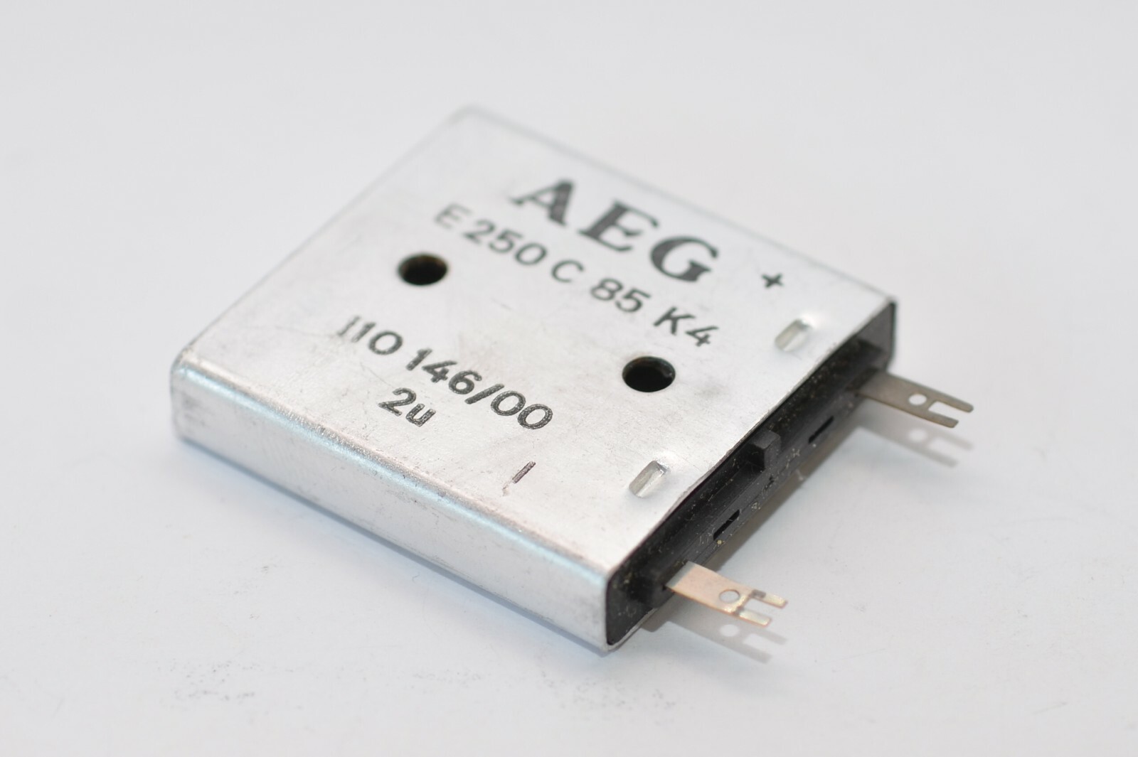 Vintage Selen-Gleichrichter AEG Typ E250C85, 250 V / 85 mA, Rectifier ...